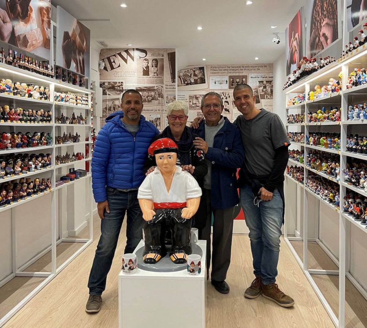 Abre en Barcelona la primera tienda de 'caganers' del mundo