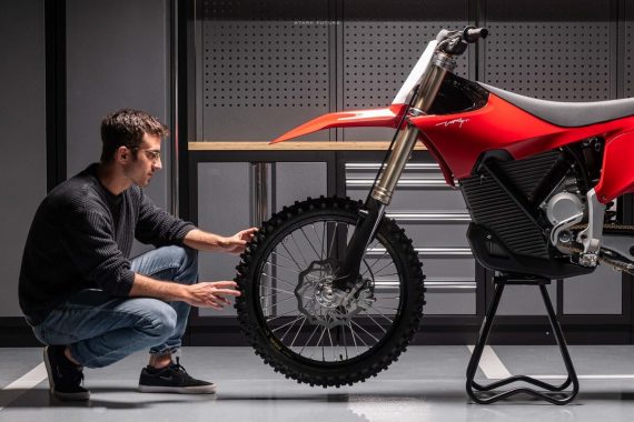 Stark Future producirá 62.000 motocicletas eléctricas en Barcelona