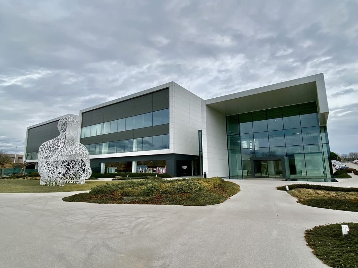 Mango logra la facturación más alta de su historia