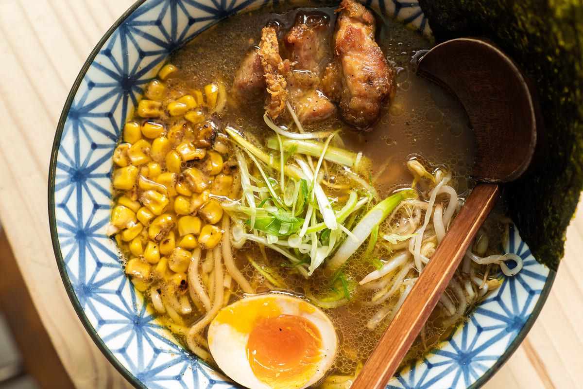 La cocina japonesa caliente también se puede disfrutar en la ciudad