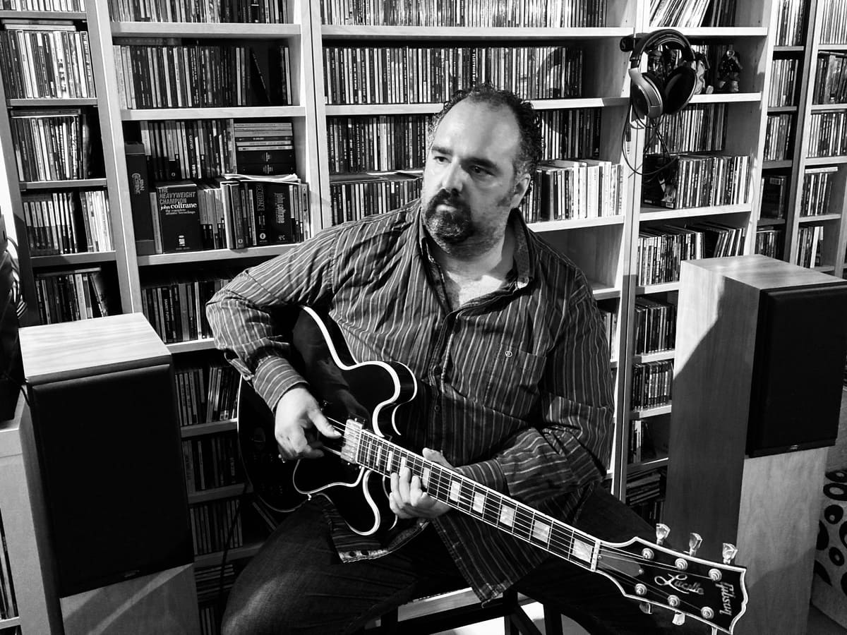 Xavier Barrios: La vida es demasiado corta para vivirla sin música