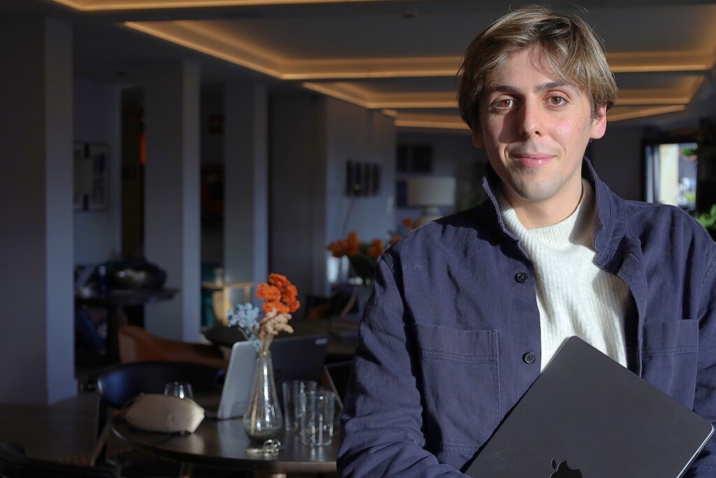 AstraZeneca trasladará su 'hub' de I+D en Barcelona al Edificio Estel