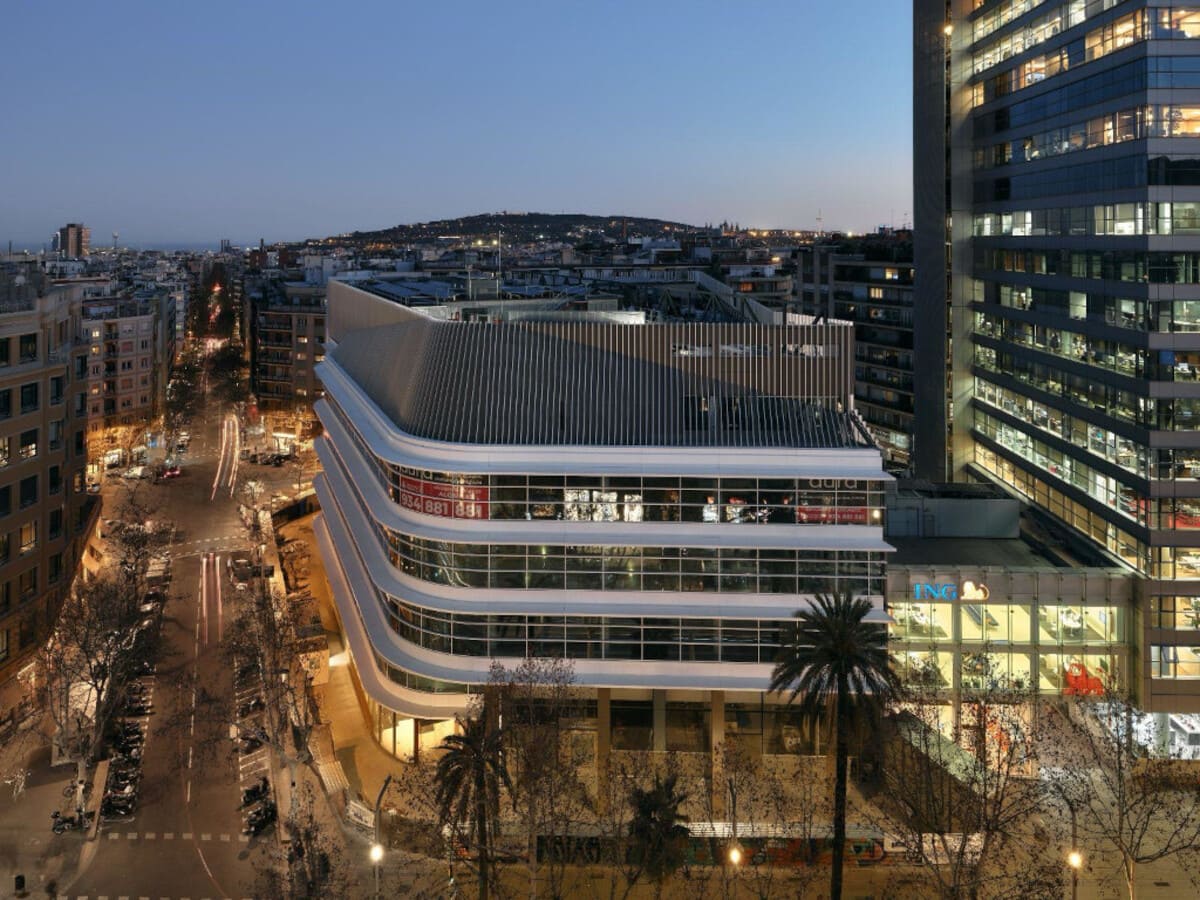 Así es Aura, el edificio de oficinas construido en el antiguo Corte ...