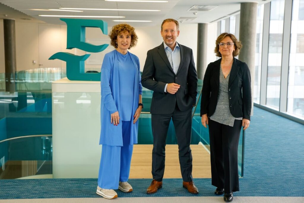 Esteve supera los 700M y construirá una nueva planta en Celrà