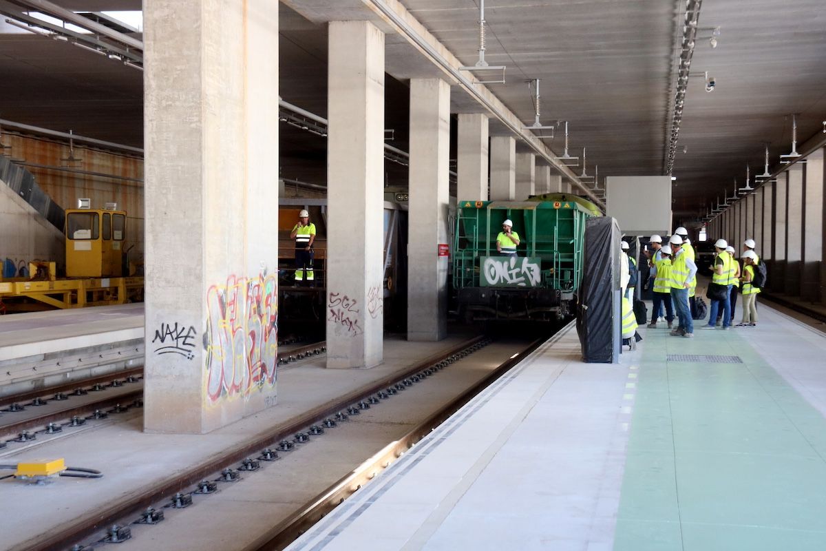 La Sagrera prueba sus vías del AVE para que los trenes circulen a ...