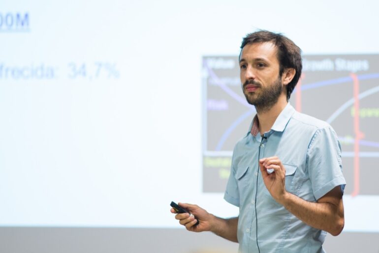 Daniel Oliver (Capital Cell): “La inversión debe ayudar a la máquina ...