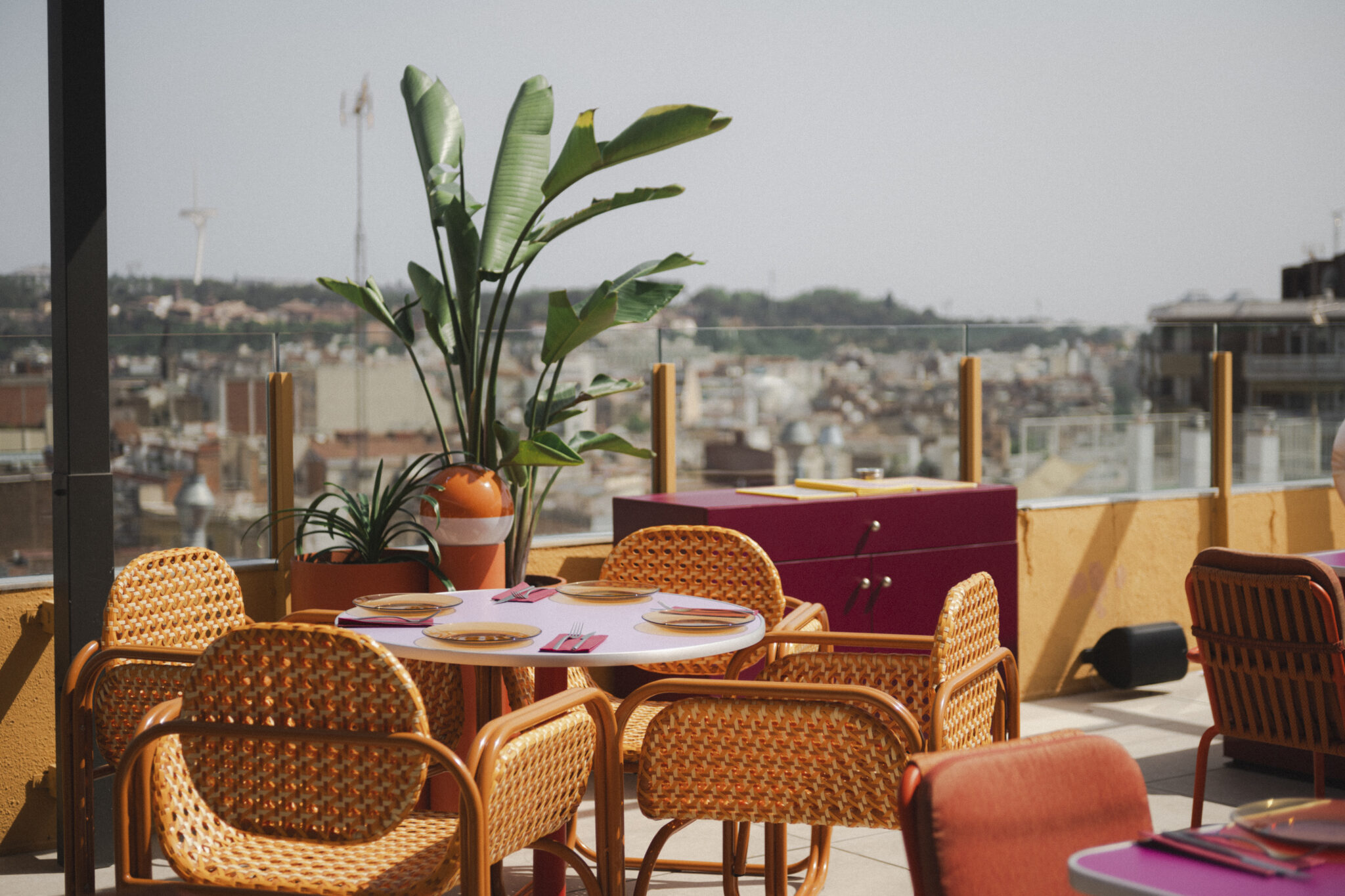 Bonavista, la terraza que revoluciona el Moxy Barcelona